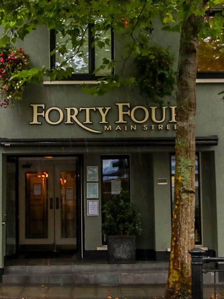 Pubs in Swords | Pubs Near Dublin Airport | Forty Four Pub